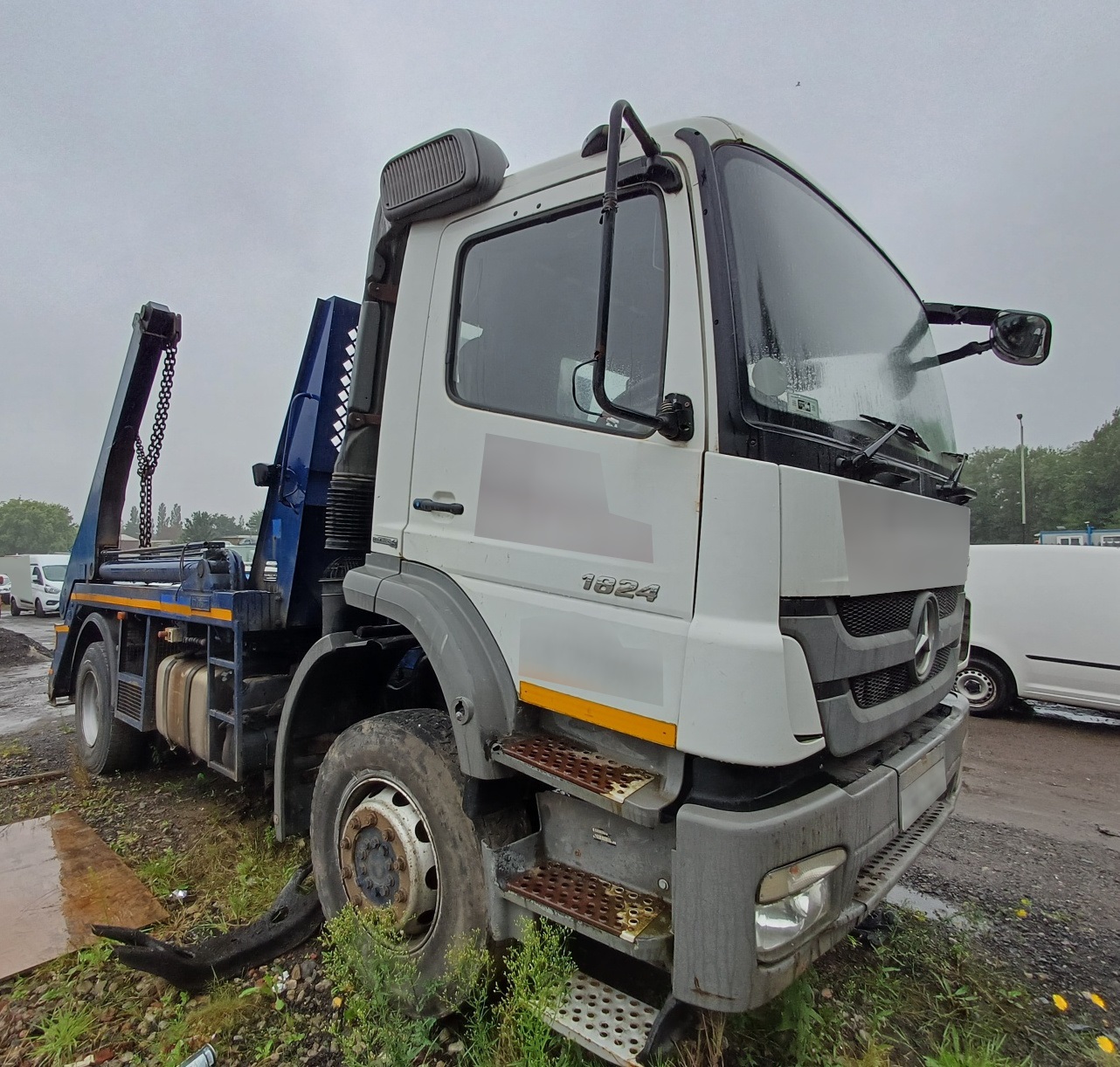 Lot 22 - 2011 Mercedes Axor 1824 18T Skip Lorry Euro 5