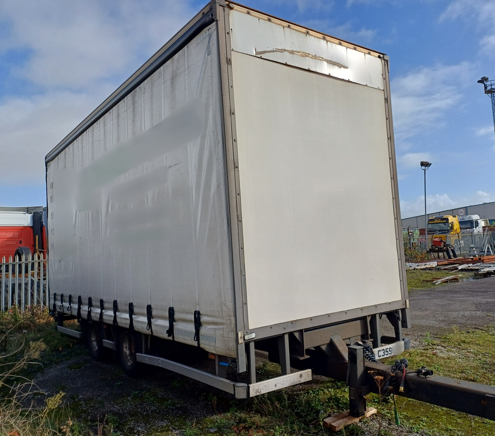 Lot 58 - Truck & Trailer 182ATTC 16000 Kg Tandem Axle