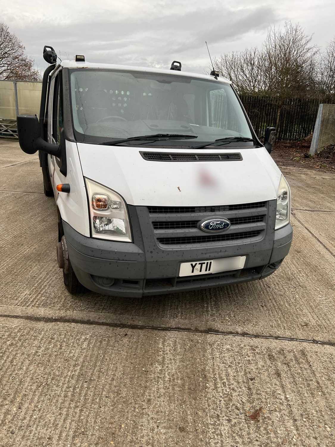 Lot 43 - 2011 Ford Transit 2.4 TDCI 350 Chassis Cab